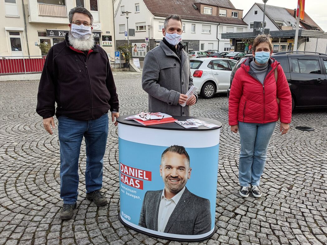 SPD-Landtagskandidat Daniel Haas im Dialog mit Murrer Bürgerinnen und ...